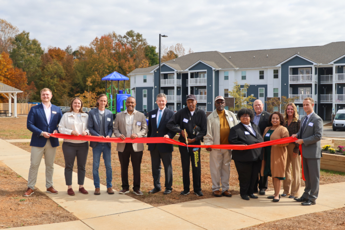 Wallick Celebrates Grand Opening of Oak View, First Project in North ...